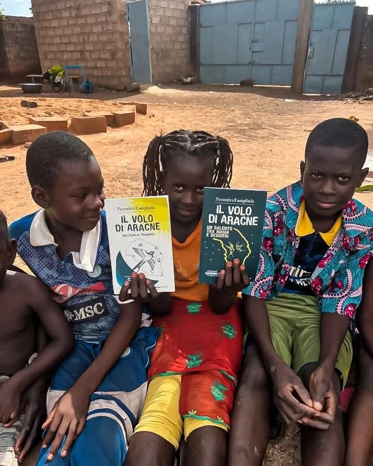Il romanzo salentino ''Il volo di Aracne'' in Burkina Faso grazie a WeAfrica